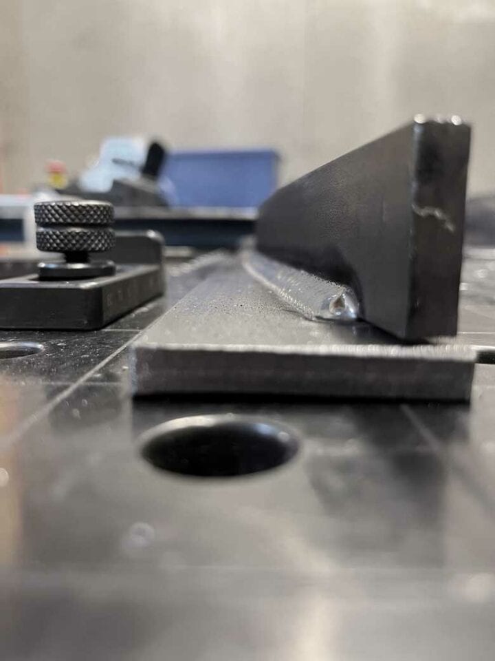 Seam Tracking for Welding Cobots - A Competitive Key | Migatronic